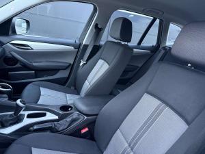 Black BMW X1 2011 in Panevezys, with an engine capacity of 2.00 L and mileage of 263 thousand km for 5500 €, photo 20 on AUTOMOTO.COM.LV