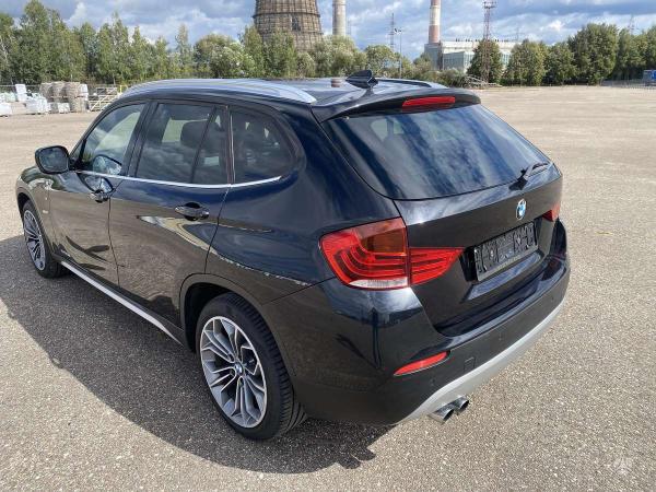 Melns BMW X1 2011 Kauņa, ar dzinēja tilpumu 2.00 L un nobraukumu 220 tūkst. km par 6950 €, foto 5 vietnē AUTOMOTO.COM.LV