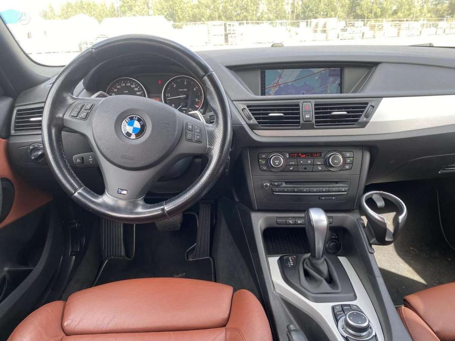 Melns BMW X1 2011 Kauņa, ar dzinēja tilpumu 2.00 L un nobraukumu 220 tūkst. km par 6950 €, foto 6 vietnē AUTOMOTO.COM.LV