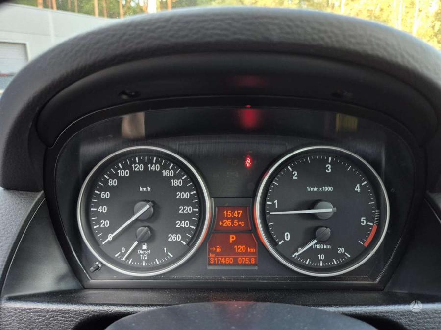 Черный БМВ Х1 2011 в Утена, объемом двигателя 2.00 л и пробегом 317 тыс. км за 7990 €, фото 16 на AUTOMOTO.COM.LV
