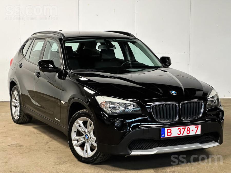 Melns BMW X1 2011 Jūrmala, ar dzinēja tilpumu 2.00 L un nobraukumu 286 tūkst. km par 5650 €, foto 4 vietnē AUTOMOTO.COM.LV