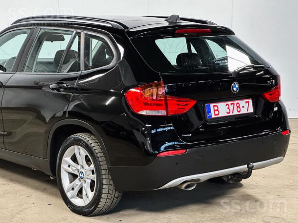 Melns BMW X1 2011 Jūrmala, ar dzinēja tilpumu 2.00 L un nobraukumu 286 tūkst. km par 5650 €, foto 8 vietnē AUTOMOTO.COM.LV