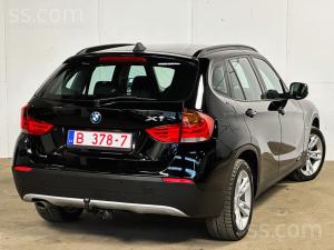 Melns BMW X1 2011 Jūrmala, ar dzinēja tilpumu 2.00 L un nobraukumu 286 tūkst. km par 5650 €, foto 9 vietnē AUTOMOTO.COM.LV