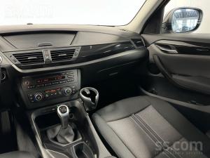 Melns BMW X1 2011 Jūrmala, ar dzinēja tilpumu 2.00 L un nobraukumu 286 tūkst. km par 5650 €, foto 19 vietnē AUTOMOTO.COM.LV