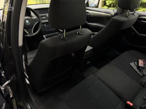 Black BMW X1 2011 in Marijampole, with an engine capacity of 2.00 L and mileage of 338 thousand km for 4999 €, photo 8 on AUTOMOTO.COM.LV