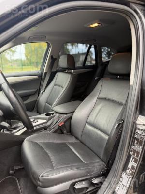 Melns BMW X1 2011 Bauska, ar dzinēja tilpumu 2.00 L un nobraukumu 290 tūkst. km par 7390 €, foto 6 vietnē AUTOMOTO.COM.LV