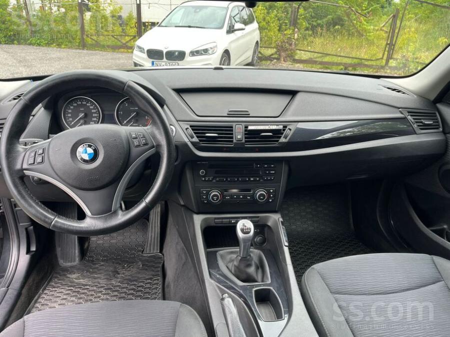 Melns BMW X1 2012 Rīga, ar dzinēja tilpumu 2.00 L un nobraukumu 234 tūkst. km par 5990 €, foto 7 vietnē AUTOMOTO.COM.LV
