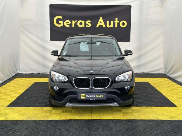 Black BMW X1 2012 in Vilnius, with an engine capacity of 2.00 L and mileage of 170 thousand km for 7490 €, photo 7 on AUTOMOTO.COM.LV