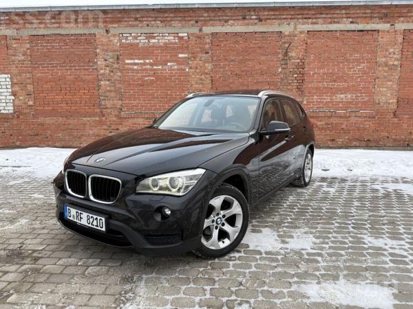 Melns BMW X1 2012 Cēsis, ar dzinēja tilpumu 2.00 L un nobraukumu 212 tūkst. km par 8750 €, foto 1 vietnē AUTOMOTO.COM.LV