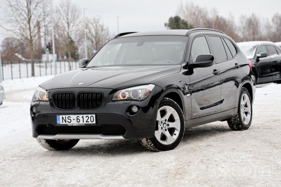 Melns BMW X1 2012 Jelgava, ar dzinēja tilpumu 2.00 L un nobraukumu 0 tūkst. km par 7850 €, foto 1 vietnē AUTOMOTO.COM.LV