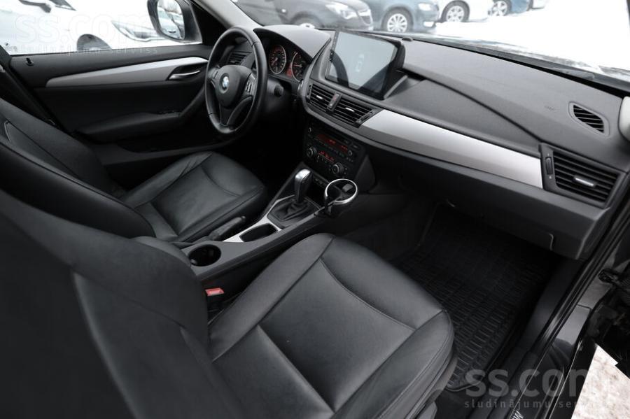 Melns BMW X1 2012 Jelgava, ar dzinēja tilpumu 2.00 L un nobraukumu 0 tūkst. km par 7850 €, foto 13 vietnē AUTOMOTO.COM.LV