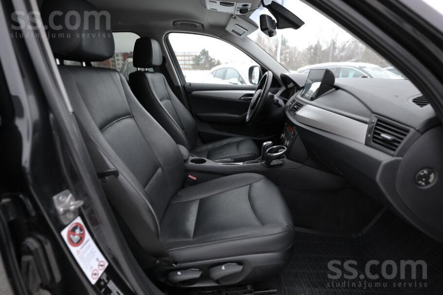Melns BMW X1 2012 Jelgava, ar dzinēja tilpumu 2.00 L un nobraukumu 0 tūkst. km par 7850 €, foto 14 vietnē AUTOMOTO.COM.LV