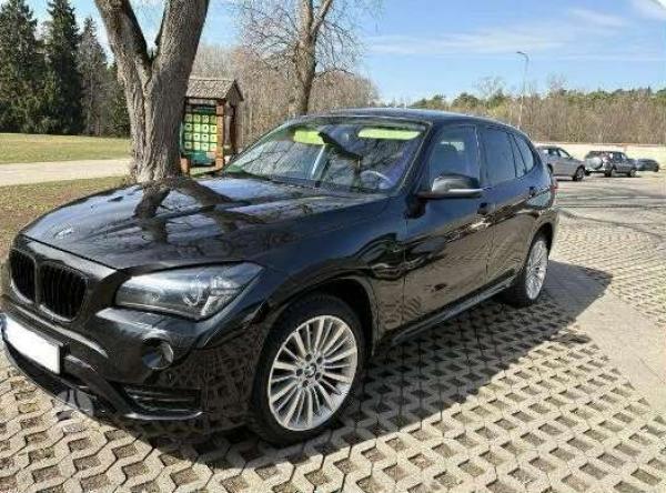 Melns BMW X1 2012 Viļņa, ar dzinēja tilpumu 2.00 L un nobraukumu 340 tūkst. km par 5750 €, foto 3 vietnē AUTOMOTO.COM.LV