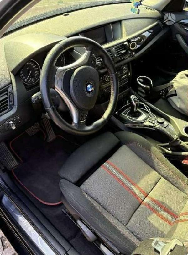 Melns BMW X1 2012 Viļņa, ar dzinēja tilpumu 2.00 L un nobraukumu 340 tūkst. km par 5750 €, foto 5 vietnē AUTOMOTO.COM.LV