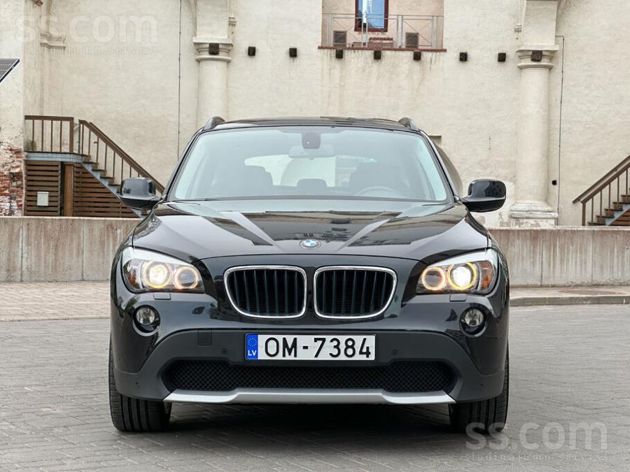 Black BMW X1 2012 in Jelgava, with an engine capacity of 2.00 L and mileage of 226 thousand km for 6350 €, photo 1 on AUTOMOTO.COM.LV