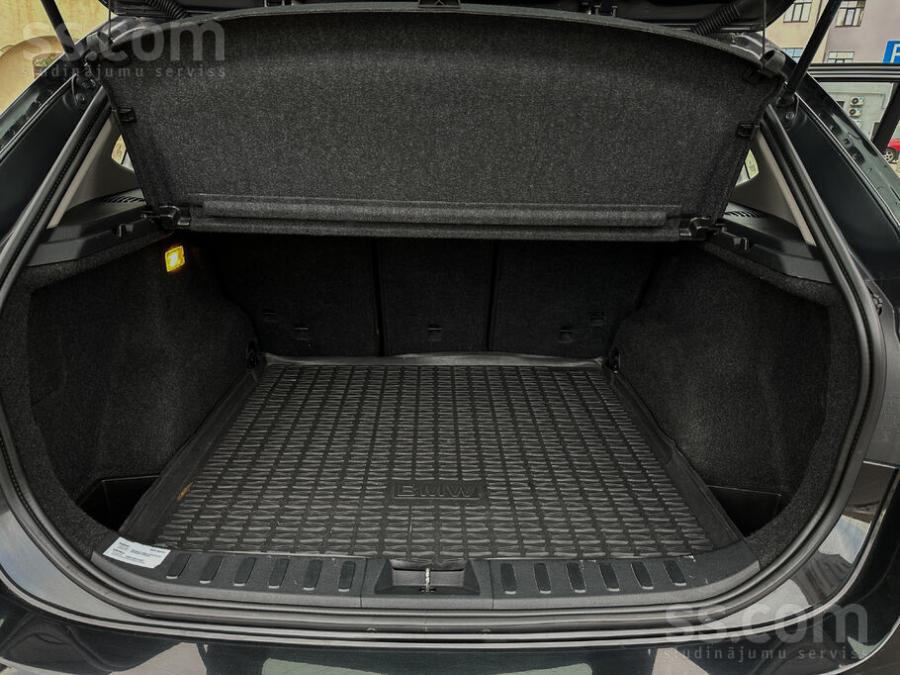 Black BMW X1 2012 in Jelgava, with an engine capacity of 2.00 L and mileage of 226 thousand km for 6350 €, photo 15 on AUTOMOTO.COM.LV
