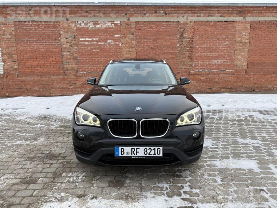 Melns BMW X1 2012 Cēsis, ar dzinēja tilpumu 2.00 L un nobraukumu 212 tūkst. km par 8450 €, foto 3 vietnē AUTOMOTO.COM.LV