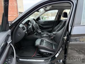 Melns BMW X1 2012 Cēsis, ar dzinēja tilpumu 2.00 L un nobraukumu 212 tūkst. km par 8450 €, foto 9 vietnē AUTOMOTO.COM.LV