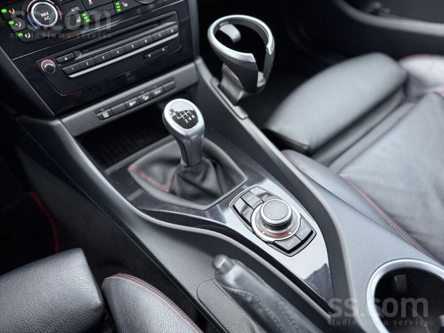 Melns BMW X1 2012 Cēsis, ar dzinēja tilpumu 2.00 L un nobraukumu 212 tūkst. km par 8450 €, foto 14 vietnē AUTOMOTO.COM.LV