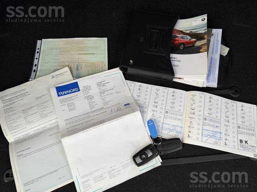 Melns BMW X1 2012 Cēsis, ar dzinēja tilpumu 2.00 L un nobraukumu 212 tūkst. km par 8450 €, foto 26 vietnē AUTOMOTO.COM.LV