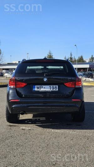 Melns BMW X1 2012 Rīga, ar dzinēja tilpumu 2.00 L un nobraukumu 187 tūkst. km par 9100 €, foto 4 vietnē AUTOMOTO.COM.LV