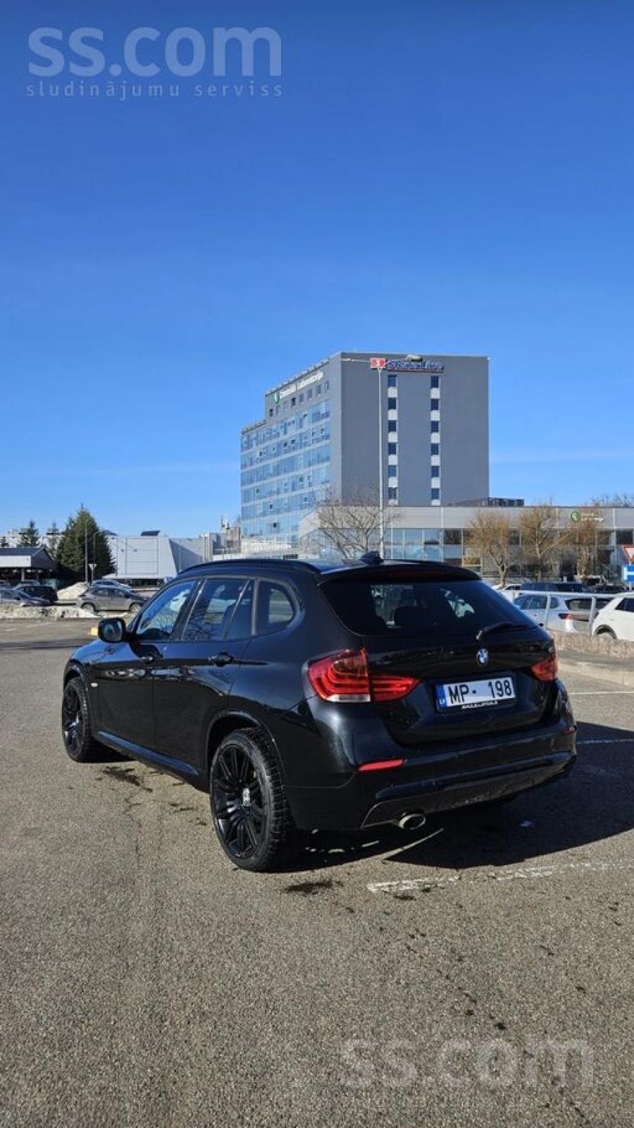 Melns BMW X1 2012 Rīga, ar dzinēja tilpumu 2.00 L un nobraukumu 187 tūkst. km par 9100 €, foto 5 vietnē AUTOMOTO.COM.LV