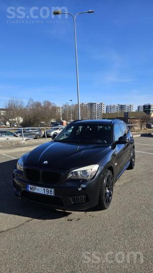 Melns BMW X1 2012 Rīga, ar dzinēja tilpumu 2.00 L un nobraukumu 187 tūkst. km par 9100 €, foto 7 vietnē AUTOMOTO.COM.LV