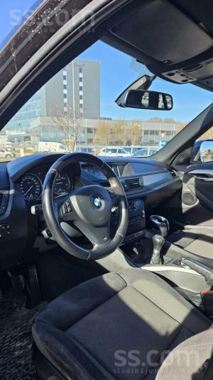 Melns BMW X1 2012 Rīga, ar dzinēja tilpumu 2.00 L un nobraukumu 187 tūkst. km par 9100 €, foto 10 vietnē AUTOMOTO.COM.LV