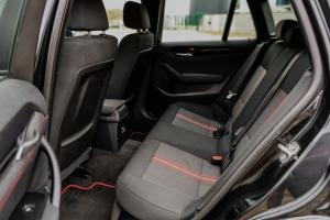Black BMW X1 2012 in Riga, with an engine capacity of 2.00 L and mileage of 274 thousand km for 6990 €, photo 16 on AUTOMOTO.COM.LV