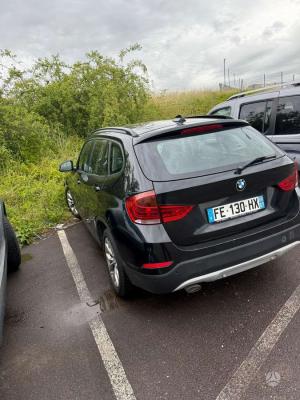 Melns BMW X1 2012 Tauragė, ar dzinēja tilpumu 2.00 L un nobraukumu 239 tūkst. km par 7300 €, foto 5 vietnē AUTOMOTO.COM.LV