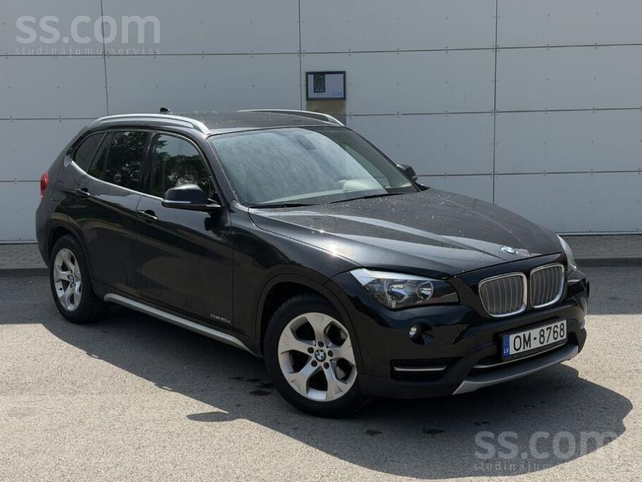 Melns BMW X1 2012 Jelgava, ar dzinēja tilpumu 2.00 L un nobraukumu 0 tūkst. km par 5700 €, foto 1 vietnē AUTOMOTO.COM.LV