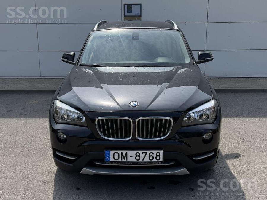 Melns BMW X1 2012 Jelgava, ar dzinēja tilpumu 2.00 L un nobraukumu 0 tūkst. km par 5700 €, foto 4 vietnē AUTOMOTO.COM.LV