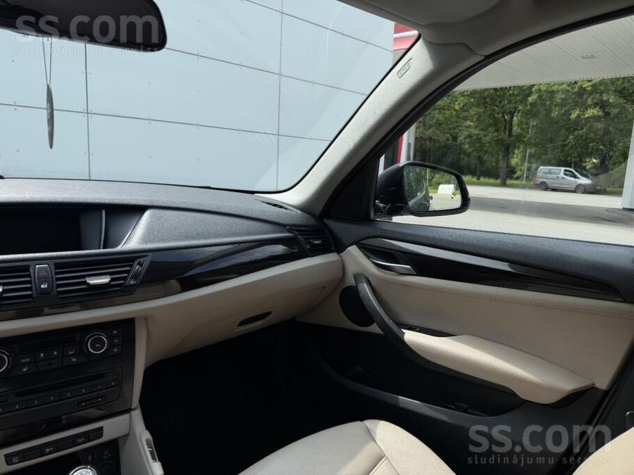 Melns BMW X1 2012 Jelgava, ar dzinēja tilpumu 2.00 L un nobraukumu 0 tūkst. km par 5700 €, foto 7 vietnē AUTOMOTO.COM.LV