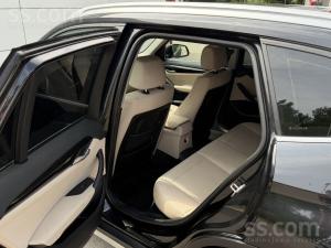Melns BMW X1 2012 Jelgava, ar dzinēja tilpumu 2.00 L un nobraukumu 0 tūkst. km par 5700 €, foto 8 vietnē AUTOMOTO.COM.LV