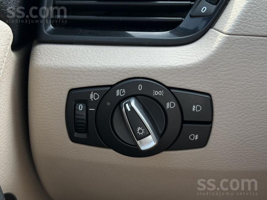 Melns BMW X1 2012 Jelgava, ar dzinēja tilpumu 2.00 L un nobraukumu 0 tūkst. km par 5700 €, foto 10 vietnē AUTOMOTO.COM.LV