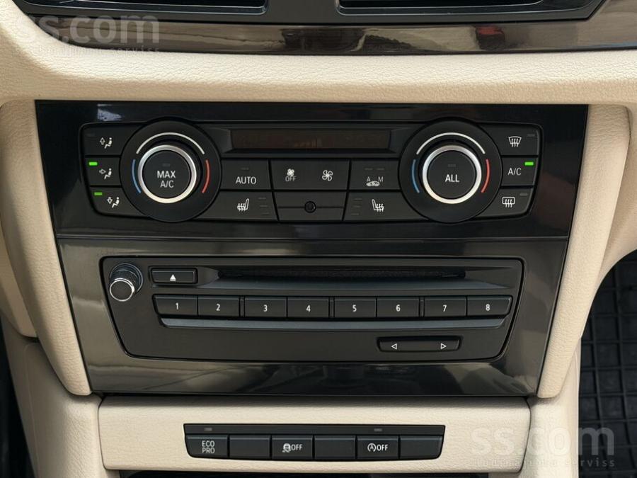 Melns BMW X1 2012 Jelgava, ar dzinēja tilpumu 2.00 L un nobraukumu 0 tūkst. km par 5700 €, foto 11 vietnē AUTOMOTO.COM.LV