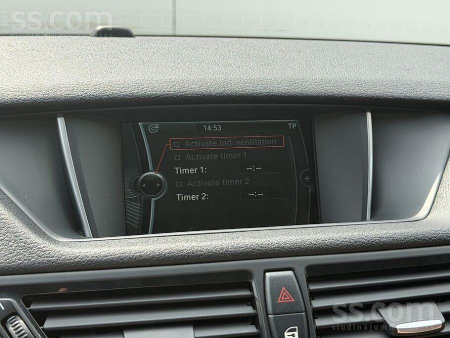 Melns BMW X1 2012 Jelgava, ar dzinēja tilpumu 2.00 L un nobraukumu 0 tūkst. km par 5700 €, foto 17 vietnē AUTOMOTO.COM.LV