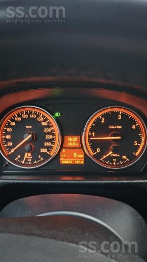 Black BMW X1 2012 in Riga, with an engine capacity of 2.00 L and mileage of 194 thousand km for 7600 €, photo 10 on AUTOMOTO.COM.LV