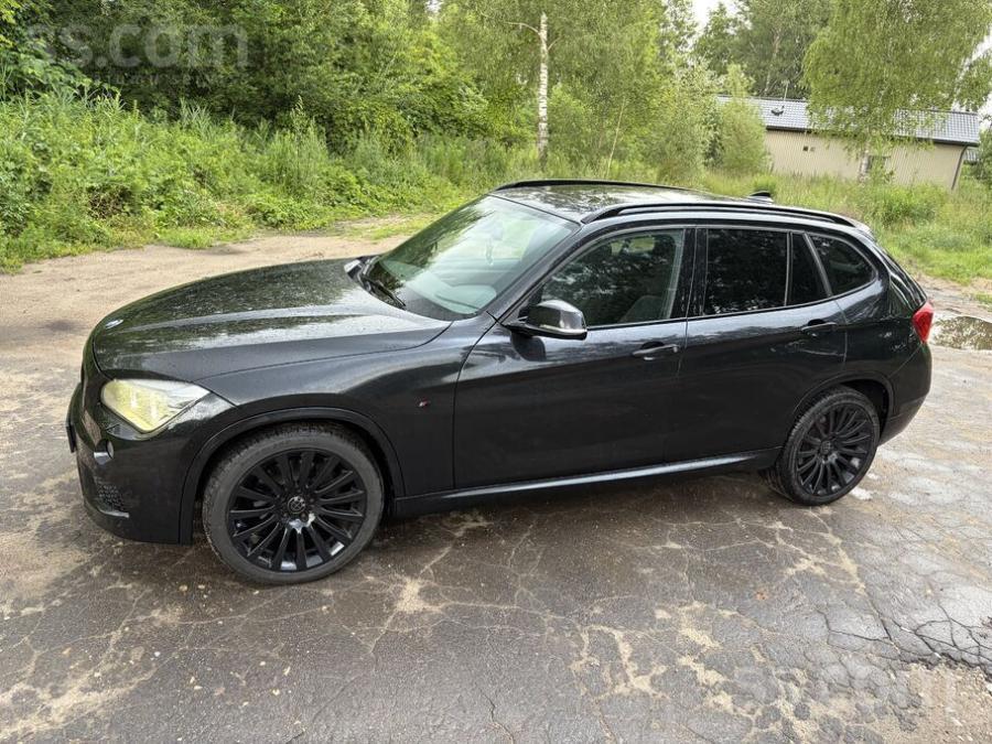 Melns BMW X1 2012 Rīga, ar dzinēja tilpumu 2.00 L un nobraukumu 310 tūkst. km par 10495 €, foto 3 vietnē AUTOMOTO.COM.LV