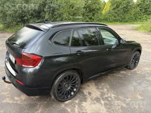 Melns BMW X1 2012 Rīga, ar dzinēja tilpumu 2.00 L un nobraukumu 310 tūkst. km par 10495 €, foto 5 vietnē AUTOMOTO.COM.LV