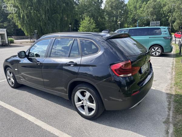 Melns BMW X1 2012 Telšiai, ar dzinēja tilpumu 2.00 L un nobraukumu 327 tūkst. km par 5400 €, foto 6 vietnē AUTOMOTO.COM.LV