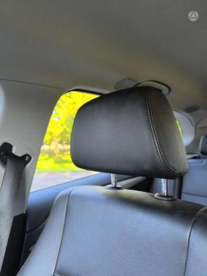 Black BMW X1 2012 in Kaunas, with an engine capacity of 2.00 L and mileage of 258 thousand km for 6300 €, photo 7 on AUTOMOTO.COM.LV