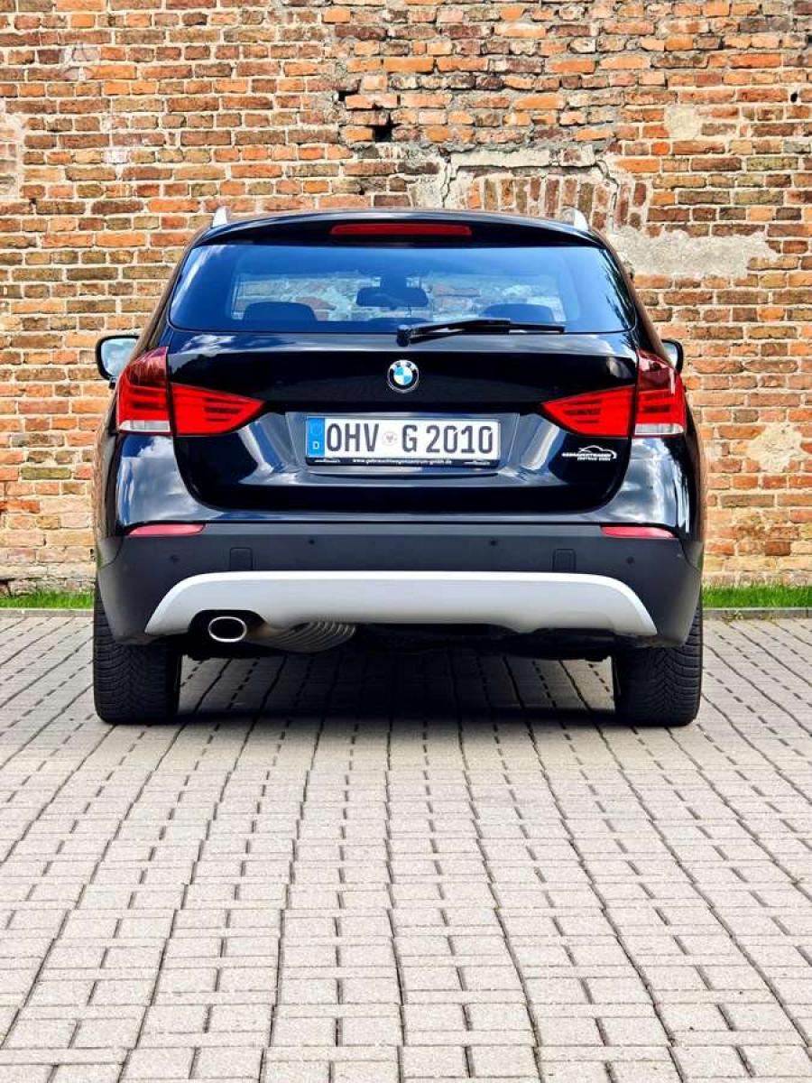 Black BMW X1 2012 in Kedainiai, with an engine capacity of 2.00 L and mileage of 191 thousand km for 7299 €, photo 12 on AUTOMOTO.COM.LV