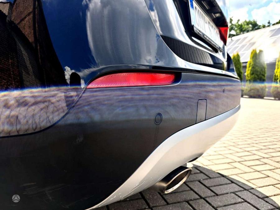 Black BMW X1 2012 in Kedainiai, with an engine capacity of 2.00 L and mileage of 191 thousand km for 7299 €, photo 13 on AUTOMOTO.COM.LV