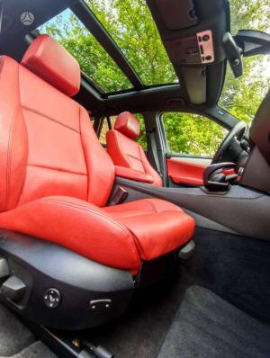 Black BMW X1 2012 in Kedainiai, with an engine capacity of 2.00 L and mileage of 191 thousand km for 7299 €, photo 23 on AUTOMOTO.COM.LV