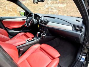 Black BMW X1 2012 in Kedainiai, with an engine capacity of 2.00 L and mileage of 191 thousand km for 7299 €, photo 28 on AUTOMOTO.COM.LV