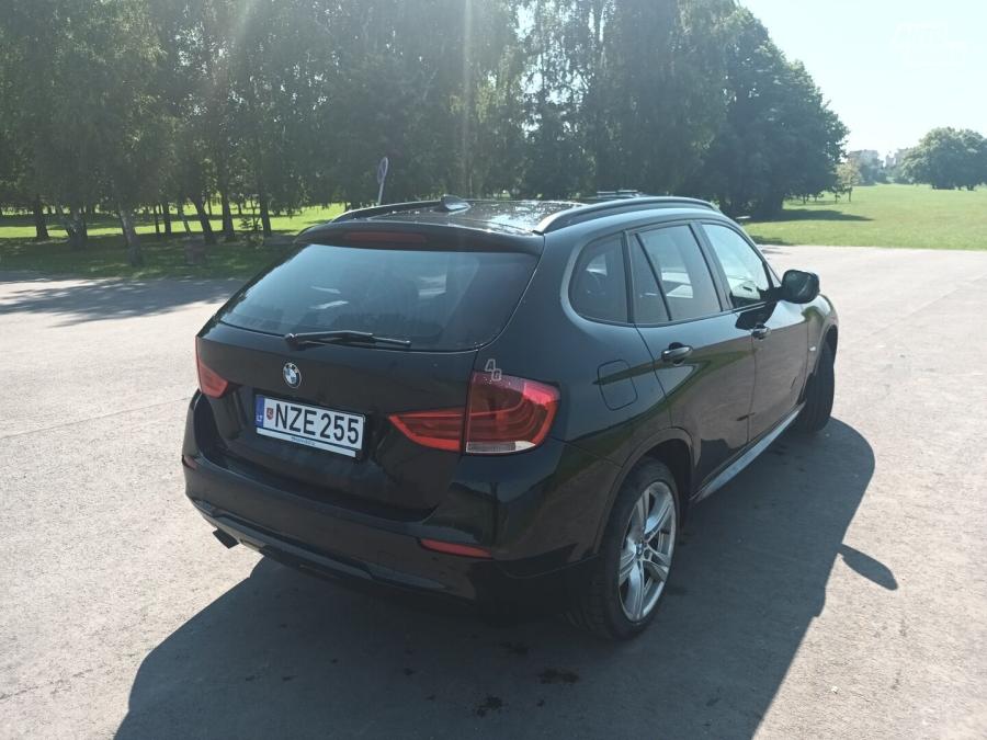 Black BMW X1 2012 in Telschi, with an engine capacity of 2.00 L and mileage of 243 thousand km for 7700 €, photo 7 on AUTOMOTO.COM.LV