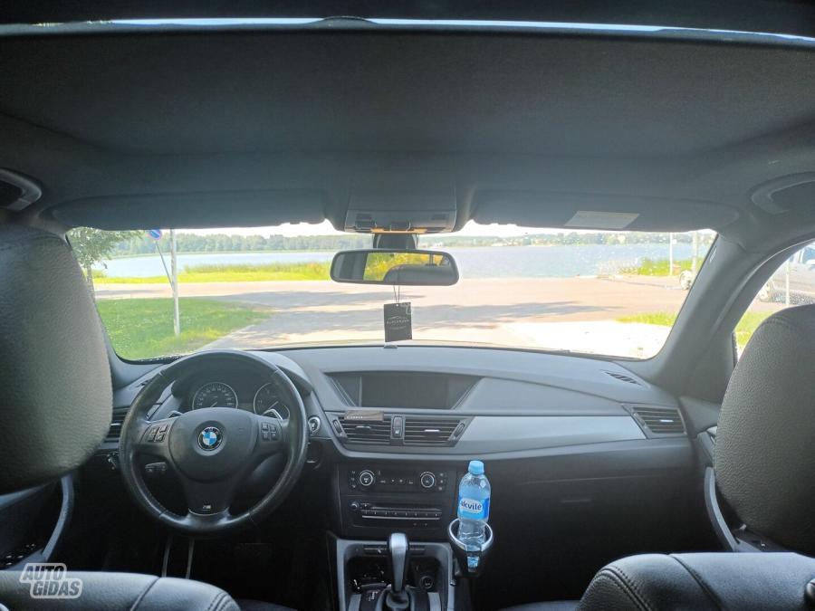 Black BMW X1 2012 in Telschi, with an engine capacity of 2.00 L and mileage of 243 thousand km for 7700 €, photo 8 on AUTOMOTO.COM.LV