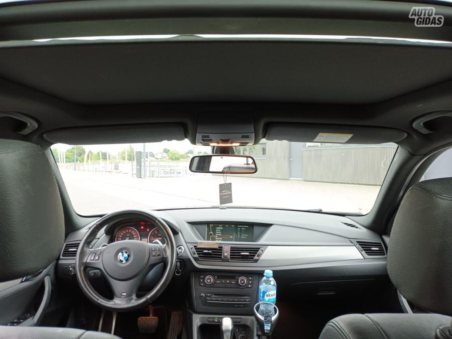 Black BMW X1 2012 in Telschi, with an engine capacity of 2.00 L and mileage of 243 thousand km for 7700 €, photo 17 on AUTOMOTO.COM.LV