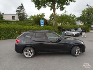 Black BMW X1 2012 in Telschi, with an engine capacity of 2.00 L and mileage of 243 thousand km for 7700 €, photo 19 on AUTOMOTO.COM.LV